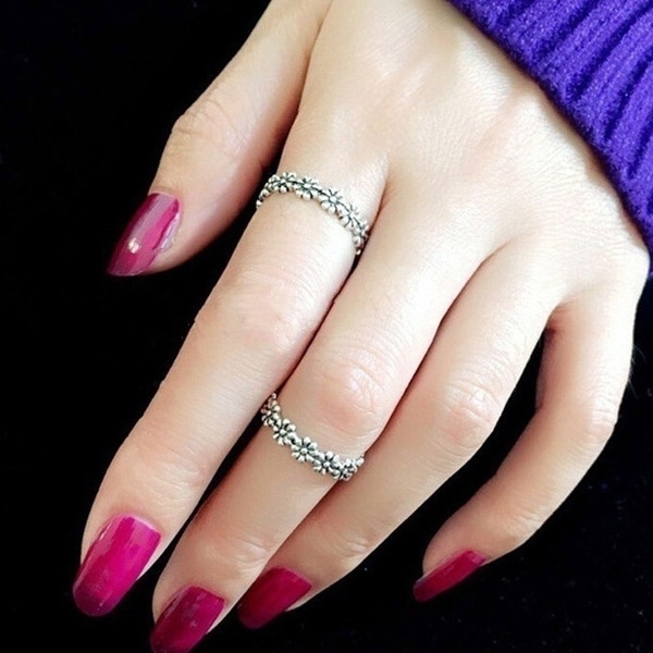 Fresh Style Daisy Shaped Alloy Ring